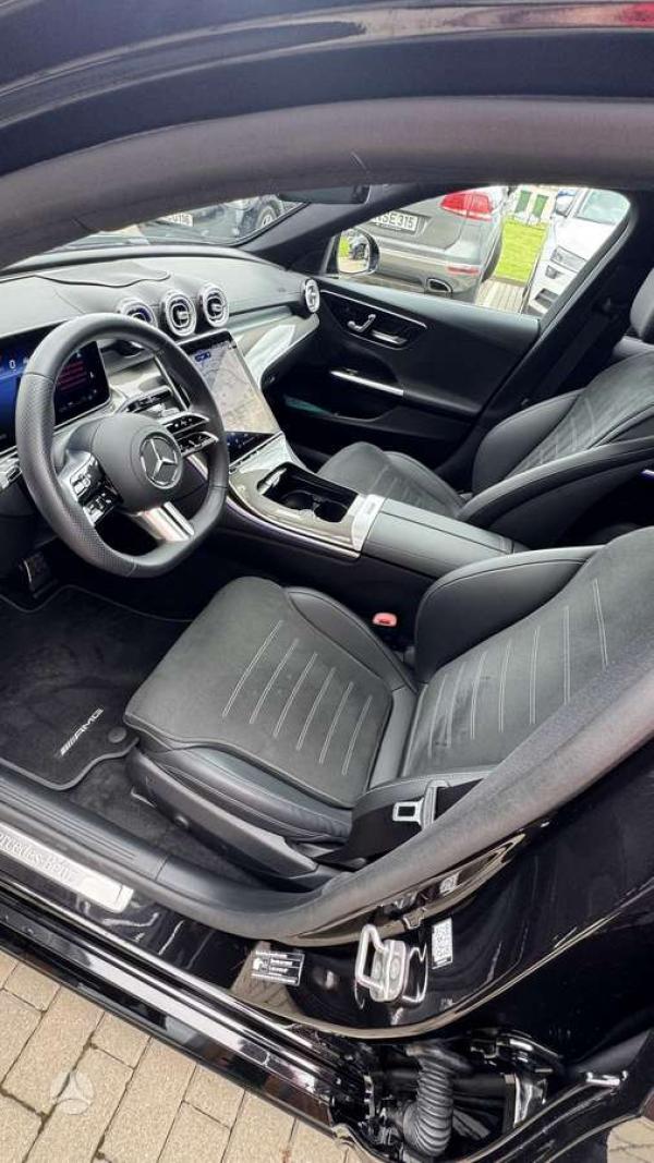 Black Mercedes-Benz c-220 2025 in Kaunas, with an engine capacity of 1.99 L and mileage of 10 thousand km for 43000 €, photo 10 on AUTOMOTO.COM.LV