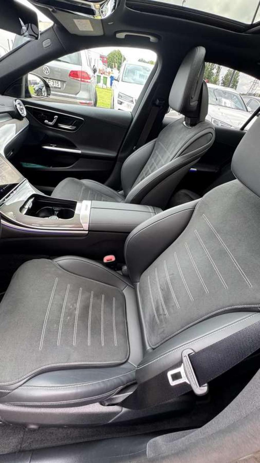 Melns Mercedes-Benz c-220 2025 Kauņa, ar dzinēja tilpumu 1.99 L un nobraukumu 10 tūkst. km par 43000 €, foto 14 vietnē AUTOMOTO.COM.LV