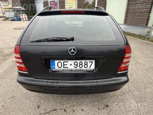 Melns Mercedes-Benz c-220 2005 Rīga, ar dzinēja tilpumu 2.20 L un nobraukumu 310 tūkst. km par 2300 €, foto 5 vietnē AUTOMOTO.COM.LV