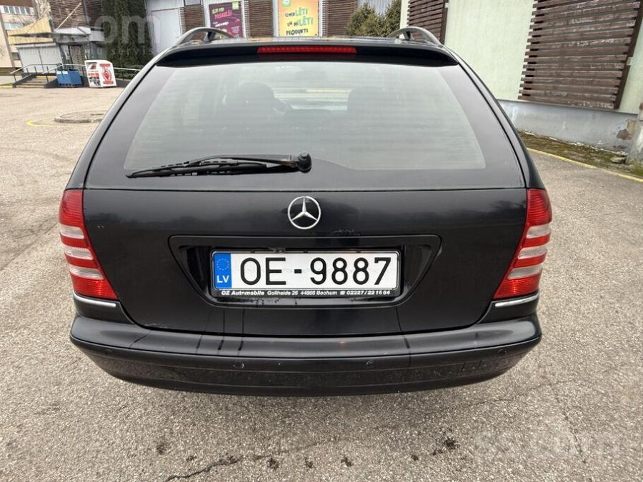 Melns Mercedes-Benz c-220 2005 Rīga, ar dzinēja tilpumu 2.20 L un nobraukumu 310 tūkst. km par 2300 €, foto 5 vietnē AUTOMOTO.COM.LV