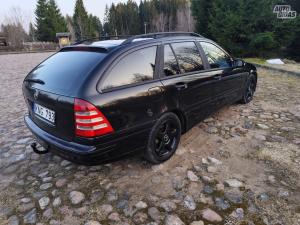 Melns Mercedes-Benz c-220 2005 Telšiai, ar dzinēja tilpumu 2.20 L un nobraukumu 420 tūkst. km par 1650 €, foto 5 vietnē AUTOMOTO.COM.LV