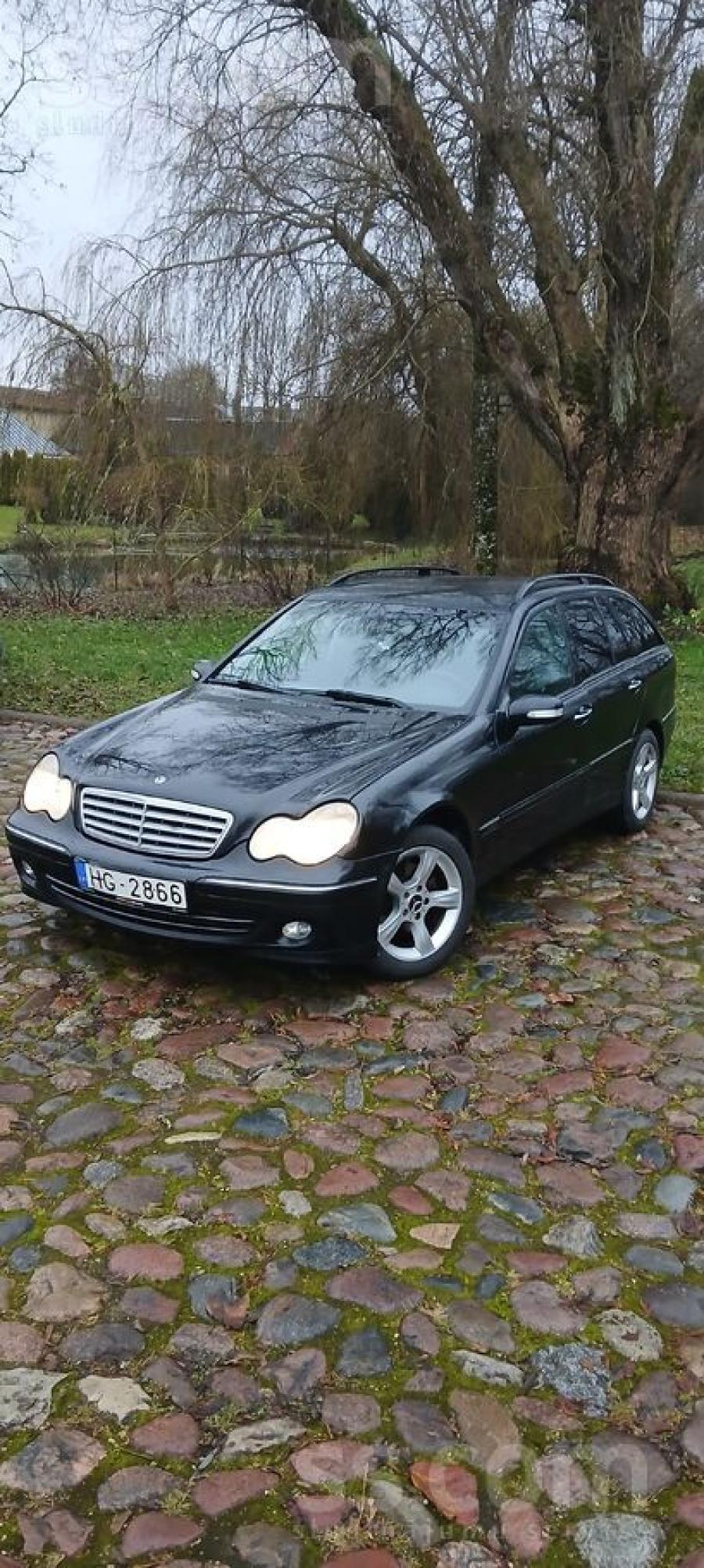 Melns Mercedes-Benz c-220 2006 Kuldīga, ar dzinēja tilpumu 2.20 L un nobraukumu 432 tūkst. km par 1650 €, foto 12 vietnē AUTOMOTO.COM.LV
