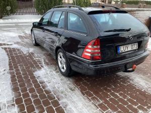 Melns Mercedes-Benz c-220 2006 Šauļi, ar dzinēja tilpumu 2.20 L un nobraukumu 406 tūkst. km par 1199 €, foto 3 vietnē AUTOMOTO.COM.LV