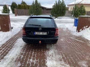 Melns Mercedes-Benz c-220 2006 Šauļi, ar dzinēja tilpumu 2.20 L un nobraukumu 406 tūkst. km par 1199 €, foto 6 vietnē AUTOMOTO.COM.LV