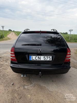 Melns Mercedes-Benz c-220 2006 Alīta, ar dzinēja tilpumu 2.20 L un nobraukumu 300 tūkst. km par 1800 €, foto 7 vietnē AUTOMOTO.COM.LV