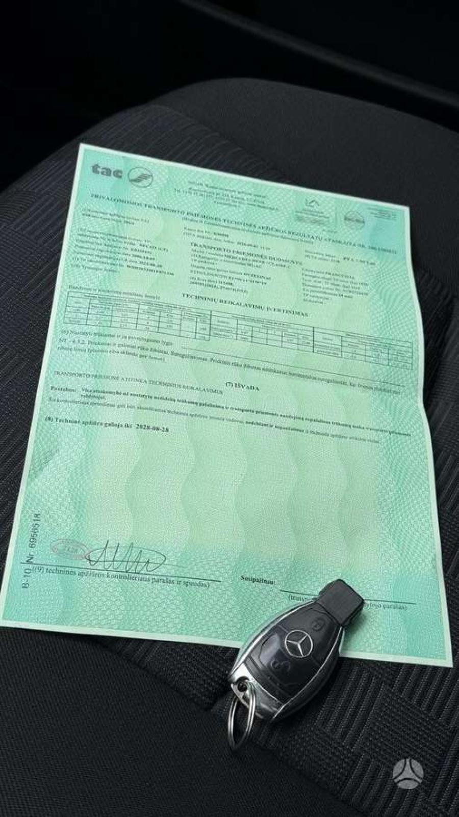 Черный Мерседес Ц 220 2006 в Каунас, объемом двигателя 2.15 л и пробегом 316 тыс. км за 2800 €, фото 14 на AUTOMOTO.COM.LV