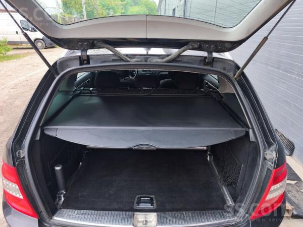 Melns Mercedes-Benz c-220 2007 Rīga, ar dzinēja tilpumu 2.20 L un nobraukumu 336 tūkst. km par 3700 €, foto 7 vietnē AUTOMOTO.COM.LV