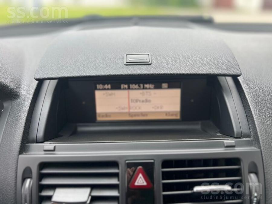 Melns Mercedes-Benz c-220 2007 Jēkabpils, ar dzinēja tilpumu 2.20 L un nobraukumu 331 tūkst. km par 5300 €, foto 16 vietnē AUTOMOTO.COM.LV