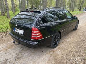 Melns Mercedes-Benz c-220 2007 Ogre, ar dzinēja tilpumu 2.20 L un nobraukumu 362 tūkst. km par 2500 €, foto 3 vietnē AUTOMOTO.COM.LV
