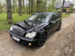 Melns Mercedes-Benz c-220 2007 Ogre, ar dzinēja tilpumu 2.20 L un nobraukumu 362 tūkst. km par 2500 €, foto 5 vietnē AUTOMOTO.COM.LV