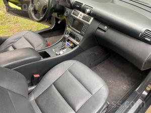 Melns Mercedes-Benz c-220 2007 Ogre, ar dzinēja tilpumu 2.20 L un nobraukumu 362 tūkst. km par 2500 €, foto 10 vietnē AUTOMOTO.COM.LV
