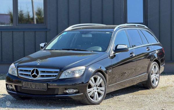 Black Mercedes-Benz c-220 2007 in Klaipeda, with an engine capacity of 2.20 L and mileage of 285 thousand km for 4200 €, photo 1 on AUTOMOTO.COM.LV