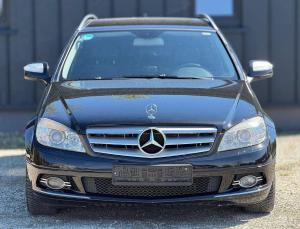 Black Mercedes-Benz c-220 2007 in Klaipeda, with an engine capacity of 2.20 L and mileage of 285 thousand km for 4200 €, photo 4 on AUTOMOTO.COM.LV