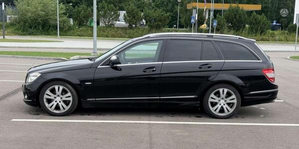 Melns Mercedes-Benz c-220 2007 Klaipėda, ar dzinēja tilpumu 2.20 L un nobraukumu 285 tūkst. km par 4400 €, foto 7 vietnē AUTOMOTO.COM.LV