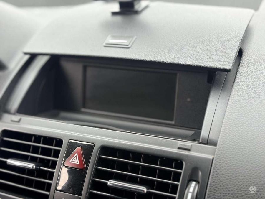 Melns Mercedes-Benz c-220 2007 Klaipėda, ar dzinēja tilpumu 2.20 L un nobraukumu 285 tūkst. km par 4400 €, foto 19 vietnē AUTOMOTO.COM.LV