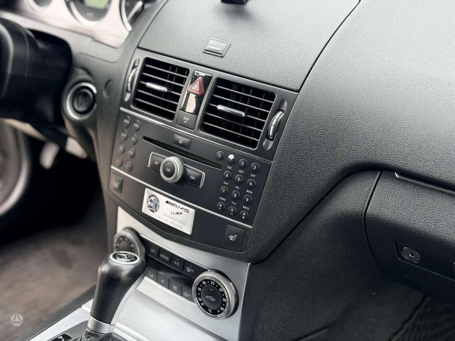 Melns Mercedes-Benz c-220 2007 Klaipėda, ar dzinēja tilpumu 2.20 L un nobraukumu 285 tūkst. km par 4400 €, foto 20 vietnē AUTOMOTO.COM.LV