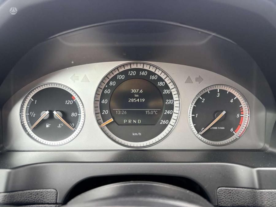Melns Mercedes-Benz c-220 2007 Klaipėda, ar dzinēja tilpumu 2.20 L un nobraukumu 285 tūkst. km par 4400 €, foto 22 vietnē AUTOMOTO.COM.LV