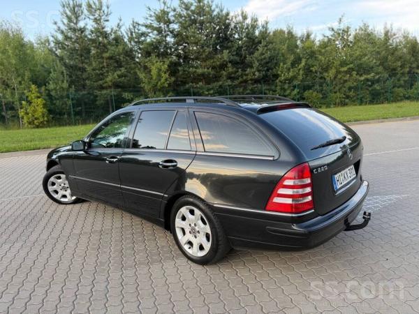 Черный Мерседес Ц 220 2007 в Рига, объемом двигателя 2.20 л и пробегом 0 тыс. км за 3950 €, фото 7 на AUTOMOTO.COM.LV