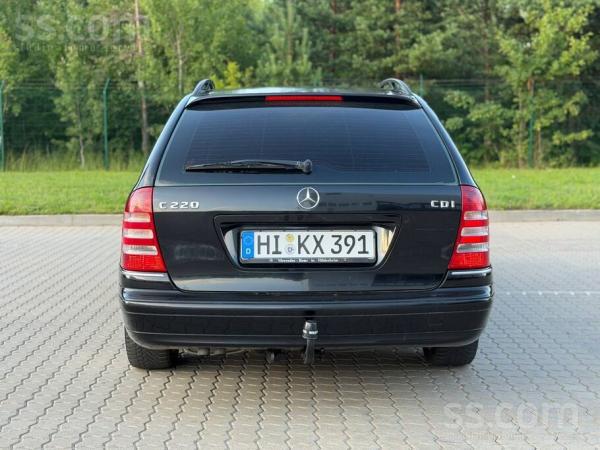 Черный Мерседес Ц 220 2007 в Рига, объемом двигателя 2.20 л и пробегом 0 тыс. км за 3950 €, фото 9 на AUTOMOTO.COM.LV