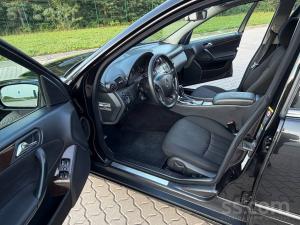 Melns Mercedes-Benz c-220 2007 Rīga, ar dzinēja tilpumu 2.20 L un nobraukumu 0 tūkst. km par 3950 €, foto 19 vietnē AUTOMOTO.COM.LV