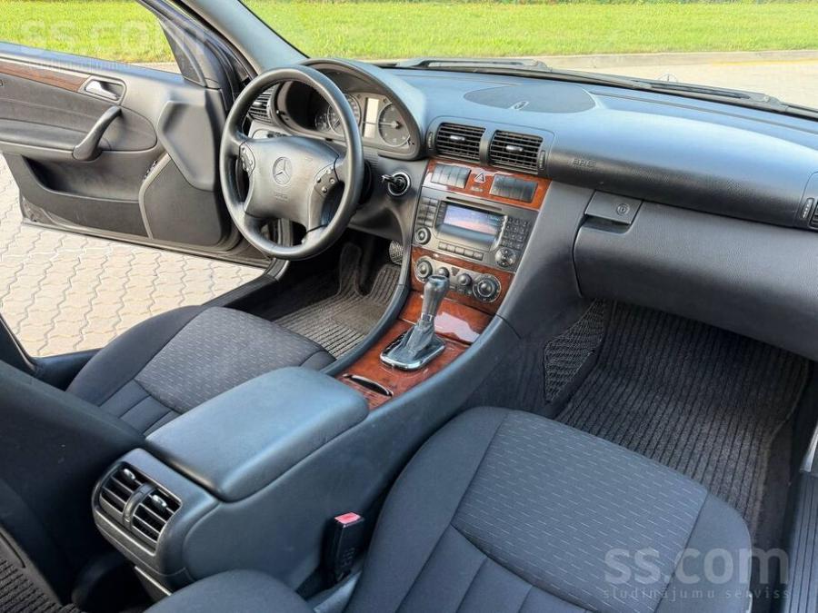 Melns Mercedes-Benz c-220 2007 Rīga, ar dzinēja tilpumu 2.20 L un nobraukumu 0 tūkst. km par 3950 €, foto 25 vietnē AUTOMOTO.COM.LV