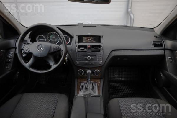 Melns Mercedes-Benz c-220 2007 Rīga, ar dzinēja tilpumu 2.20 L un nobraukumu 343 tūkst. km par 2995 €, foto 7 vietnē AUTOMOTO.COM.LV
