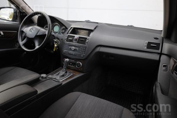 Melns Mercedes-Benz c-220 2007 Rīga, ar dzinēja tilpumu 2.20 L un nobraukumu 343 tūkst. km par 2995 €, foto 11 vietnē AUTOMOTO.COM.LV