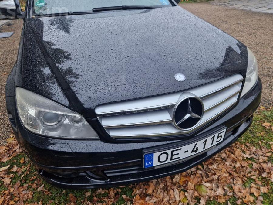 Melns Mercedes-Benz c-220 2007 Jēkabpils, ar dzinēja tilpumu 2.20 L un nobraukumu 0 tūkst. km par 4999 €, foto 1 vietnē AUTOMOTO.COM.LV
