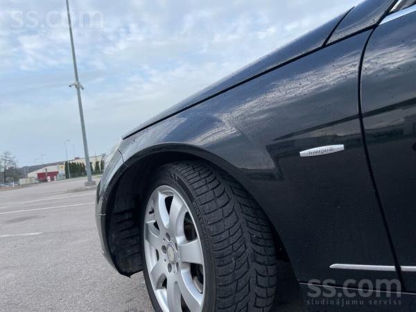 Melns Mercedes-Benz c-220 2008 Liepāja, ar dzinēja tilpumu 2.20 L un nobraukumu 427 tūkst. km par 3000 €, foto 7 vietnē AUTOMOTO.COM.LV