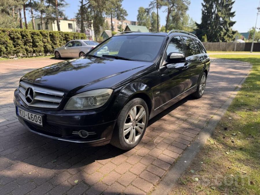 Melns Mercedes-Benz c-220 2008 Rīga, ar dzinēja tilpumu 2.20 L un nobraukumu 390 tūkst. km par 14000 €, foto 1 vietnē AUTOMOTO.COM.LV