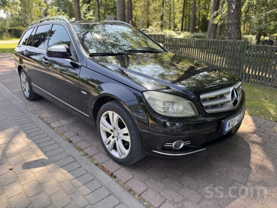Melns Mercedes-Benz c-220 2008 Rīga, ar dzinēja tilpumu 2.20 L un nobraukumu 390 tūkst. km par 14000 €, foto 2 vietnē AUTOMOTO.COM.LV