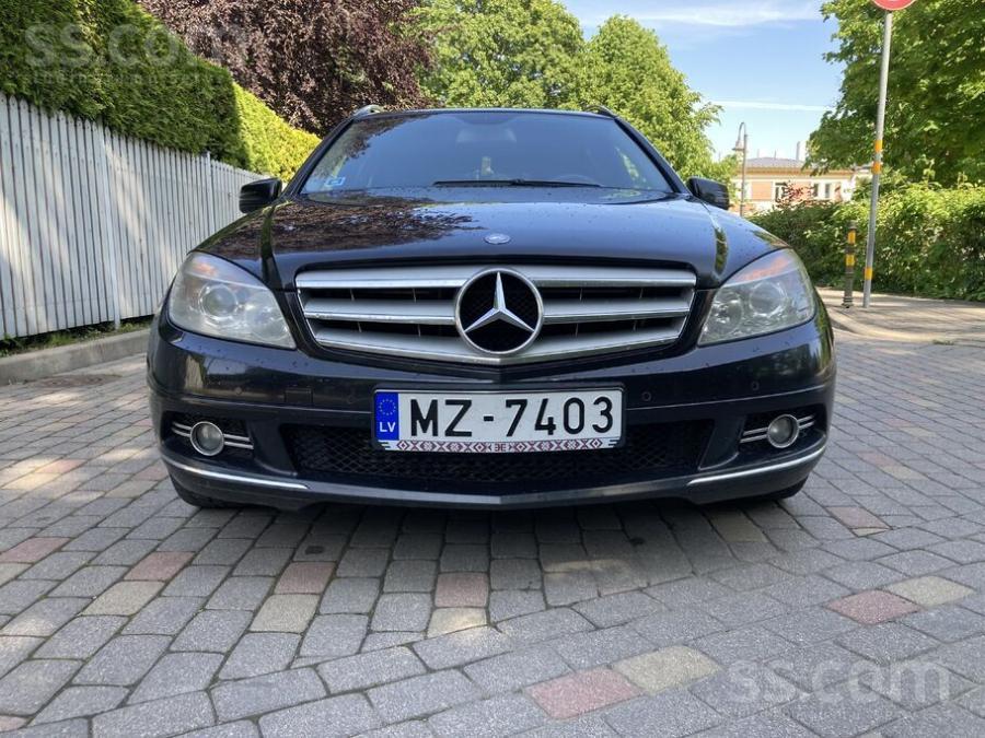 Black Mercedes-Benz c-220 2008 in Liepaja, with an engine capacity of 2.20 L and mileage of 427 thousand km for 3000 €, photo 5 on AUTOMOTO.COM.LV