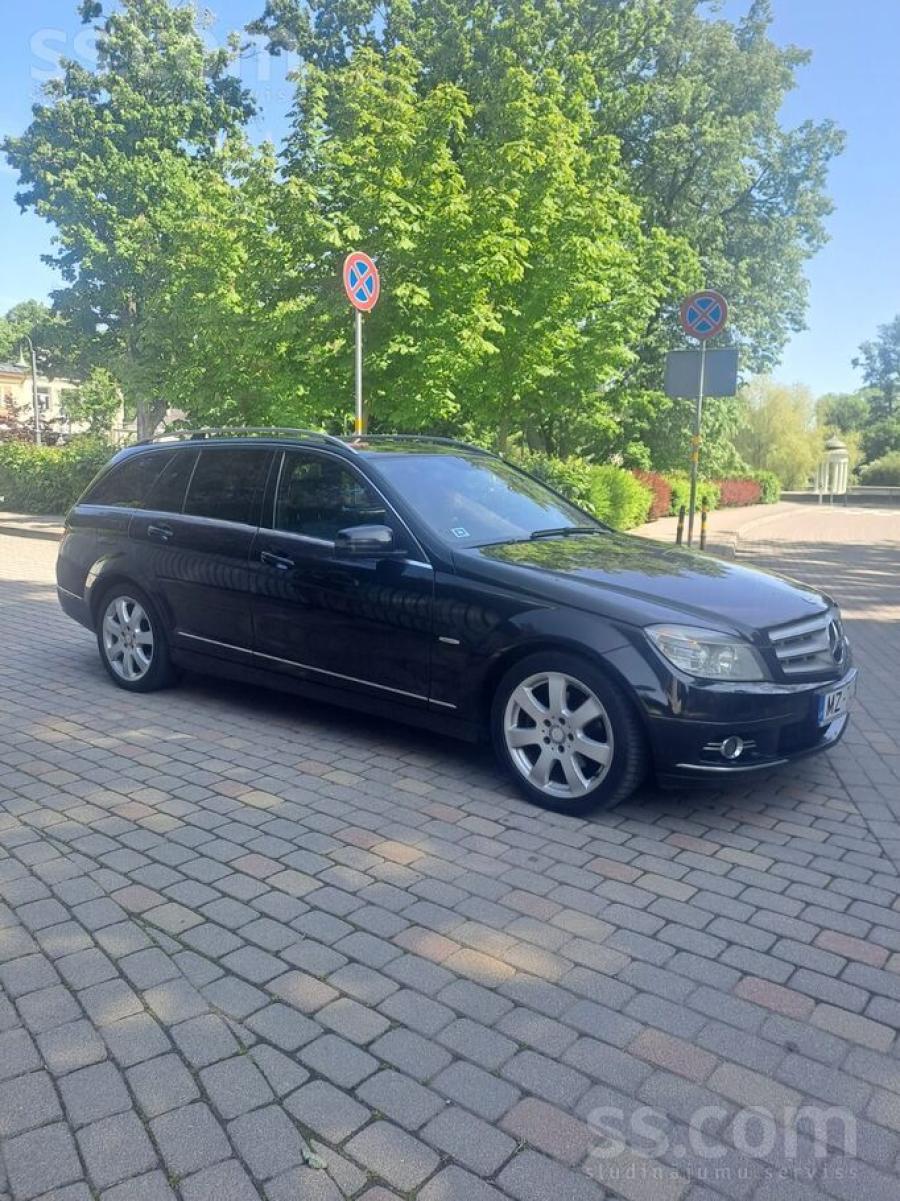 Black Mercedes-Benz c-220 2008 in Liepaja, with an engine capacity of 2.20 L and mileage of 427 thousand km for 3000 €, photo 7 on AUTOMOTO.COM.LV