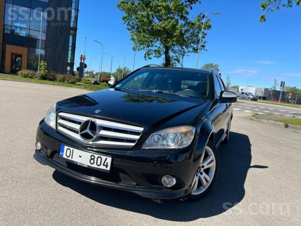 Black Mercedes-Benz c-220 2008 in Riga, with an engine capacity of 2.20 L and mileage of 289 thousand km for 4990 €, photo 1 on AUTOMOTO.COM.LV
