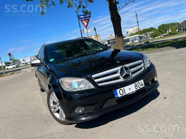 Black Mercedes-Benz c-220 2008 in Riga, with an engine capacity of 2.20 L and mileage of 289 thousand km for 4990 €, photo 3 on AUTOMOTO.COM.LV