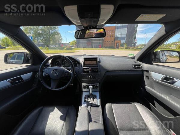 Black Mercedes-Benz c-220 2008 in Riga, with an engine capacity of 2.20 L and mileage of 289 thousand km for 4990 €, photo 9 on AUTOMOTO.COM.LV