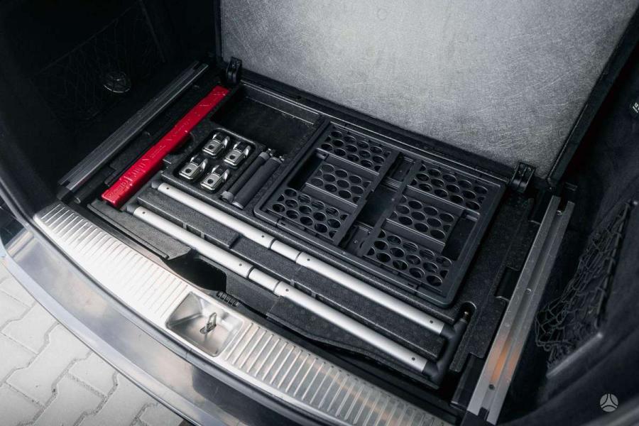 Черный Мерседес Ц 220 2008 в Утена, объемом двигателя 2.15 л и пробегом 326 тыс. км за 3899 €, фото 30 на AUTOMOTO.COM.LV