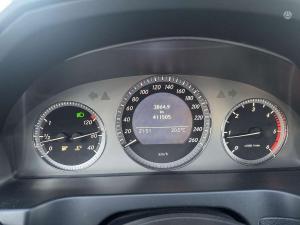 Melns Mercedes-Benz c-220 2008 Panevēža, ar dzinēja tilpumu 0.00 L un nobraukumu 412 tūkst. km par 4750 €, foto 14 vietnē AUTOMOTO.COM.LV