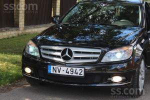 Черный Мерседес Ц 220 2008 в Рига, объемом двигателя 2.20 л и пробегом 271 тыс. км за 3999 €, фото 12 на AUTOMOTO.COM.LV