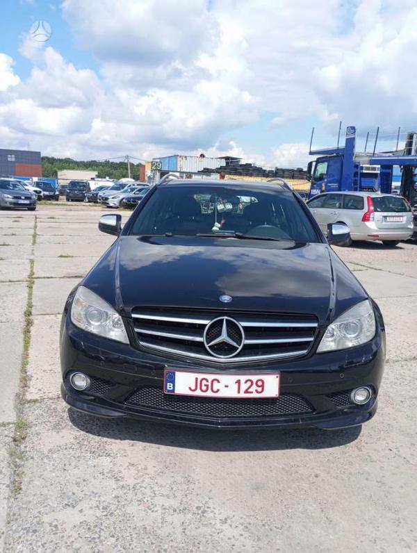 Melns Mercedes-Benz c-220 2008 Kauņa, ar dzinēja tilpumu 2.10 L un nobraukumu 300 tūkst. km par 3650 €, foto 3 vietnē AUTOMOTO.COM.LV