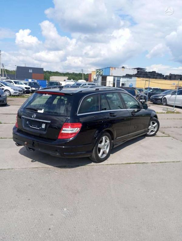 Melns Mercedes-Benz c-220 2008 Kauņa, ar dzinēja tilpumu 2.10 L un nobraukumu 300 tūkst. km par 3650 €, foto 8 vietnē AUTOMOTO.COM.LV