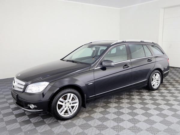 Black Mercedes-Benz c-220 2008 in Tallinn, with an engine capacity of 2.10 L and mileage of 487 thousand km for 1199 €, photo 10 on AUTOMOTO.COM.LV