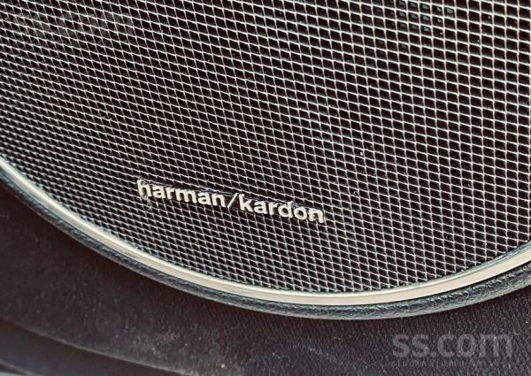 Black Mercedes-Benz c-220 2008 in Ogre, with an engine capacity of 2.20 L and mileage of 293 thousand km for 4999 €, photo 7 on AUTOMOTO.COM.LV