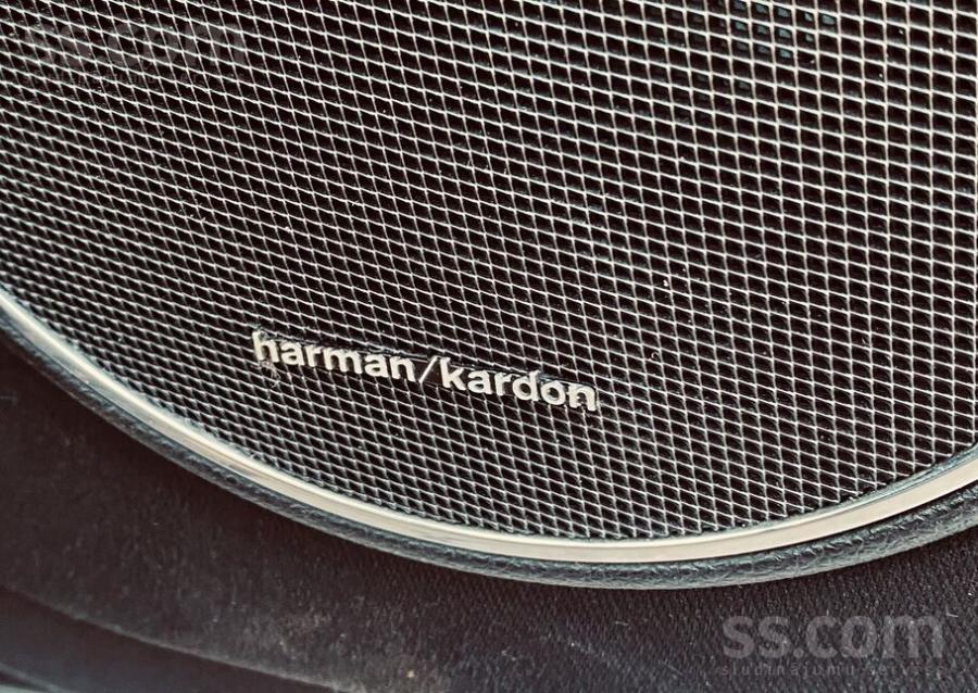 Black Mercedes-Benz c-220 2008 in Ogre, with an engine capacity of 2.20 L and mileage of 293 thousand km for 4999 €, photo 8 on AUTOMOTO.COM.LV
