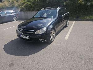 Melns Mercedes-Benz c-220 2008 Kauņa, ar dzinēja tilpumu 2.15 L un nobraukumu 341 tūkst. km par 2900 €, foto  vietnē AUTOMOTO.COM.LV