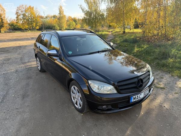 Mercedes-Benz c-220 2008 Kauņa vietnē Melns Mercedes-Benz c-220 2008 Kauņa, ar dzinēja tilpumu 2.20 L un nobraukumu 304 tūkst. km par 1850 €, foto 1 vietnē AUTOMOTO.COM.LV