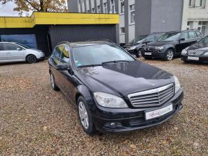 Black Mercedes-Benz c-220 2009 in Kaunas, with an engine capacity of 2.20 L and mileage of 350 thousand km for 3300 €, photo  on AUTOMOTO.COM.LV