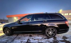 Black Mercedes-Benz c-220 2009 in Panevezys, with an engine capacity of 2.15 L and mileage of 332 thousand km for 4100 €, photo 4 on AUTOMOTO.COM.LV