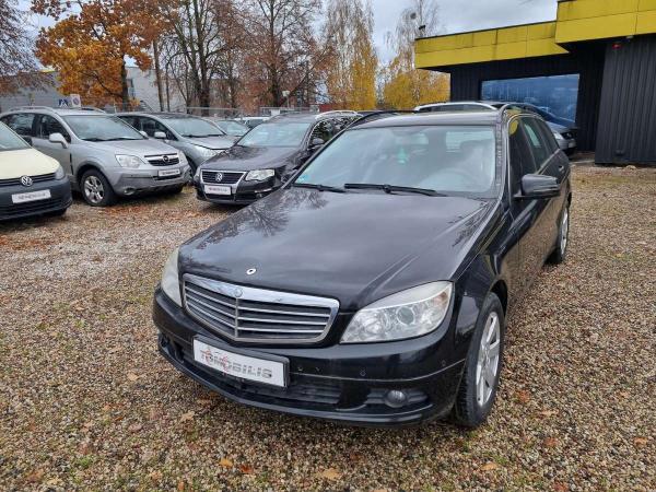 Black Mercedes-Benz c-220 2009 in Kaunas, with an engine capacity of 2.20 L and mileage of 350 thousand km for 3300 €, photo 4 on AUTOMOTO.COM.LV