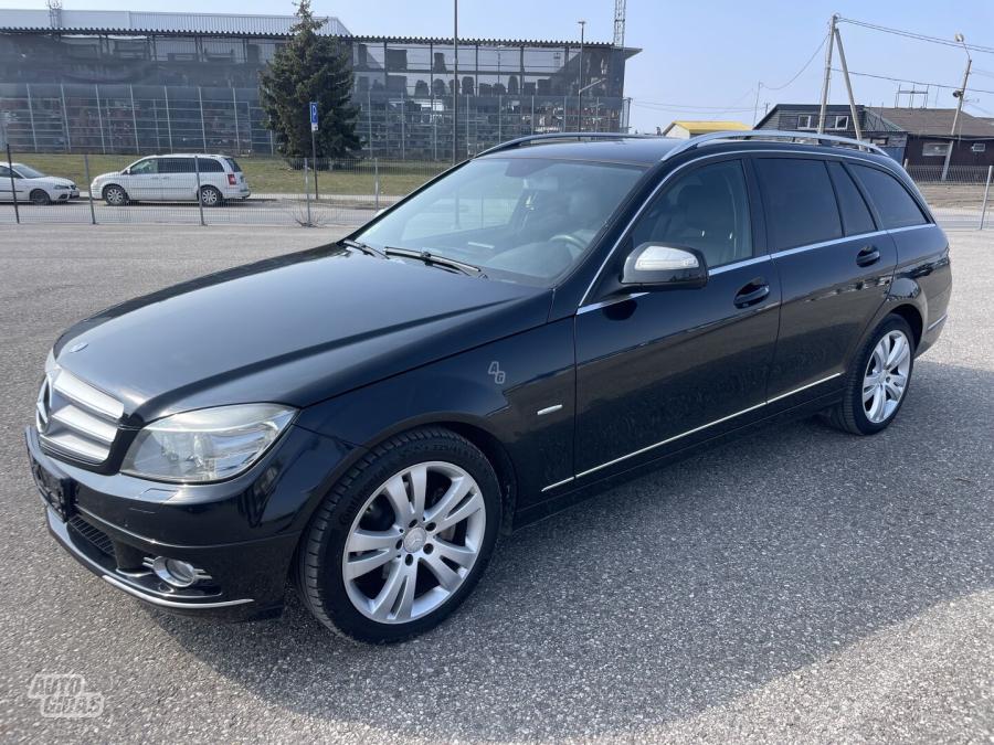 Black Mercedes-Benz c-220 2009 in Kaunas, with an engine capacity of 2.10 L and mileage of 303 thousand km for 4450 €, photo 1 on AUTOMOTO.COM.LV